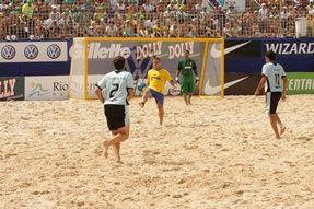 Tudo sobre o futebol de areia - ClickGrátis