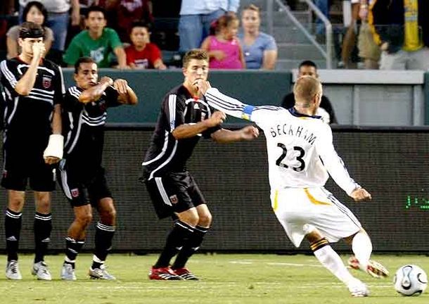 Aprenda a chutar a bola com mais precisão - ClickGrátis